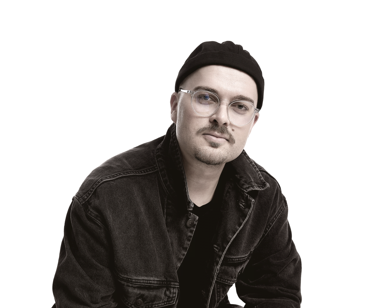 Thomas Burelle - Graphic Designer | Voyou
